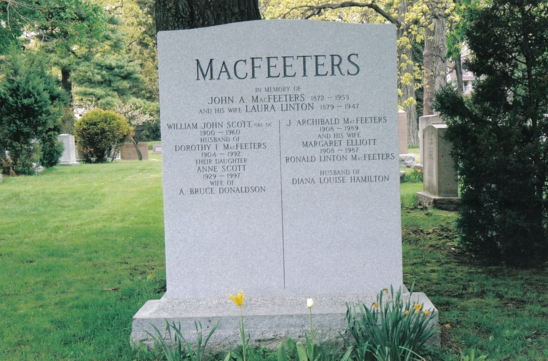 Signature Memorials Companion Headstone Gallery in Orillia, Ontario